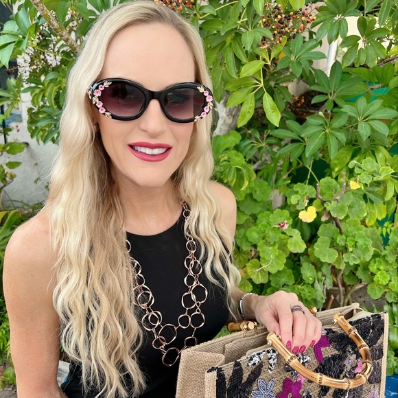 High Heels on the High Road | Accessories | Black Light Pink Enamel ...